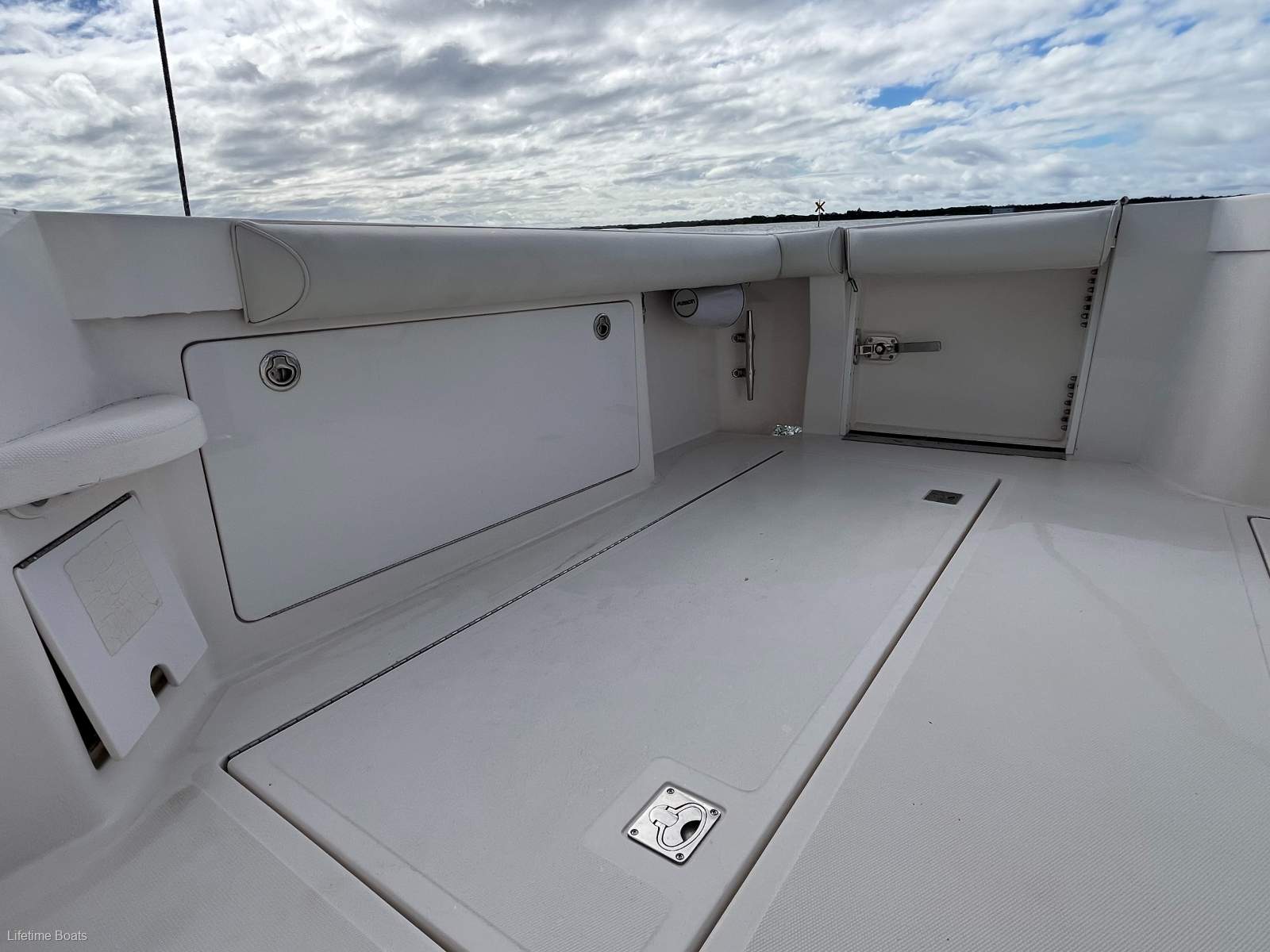 Used Cabo 40 Express for Sale | Boats For Sale | Yachthub