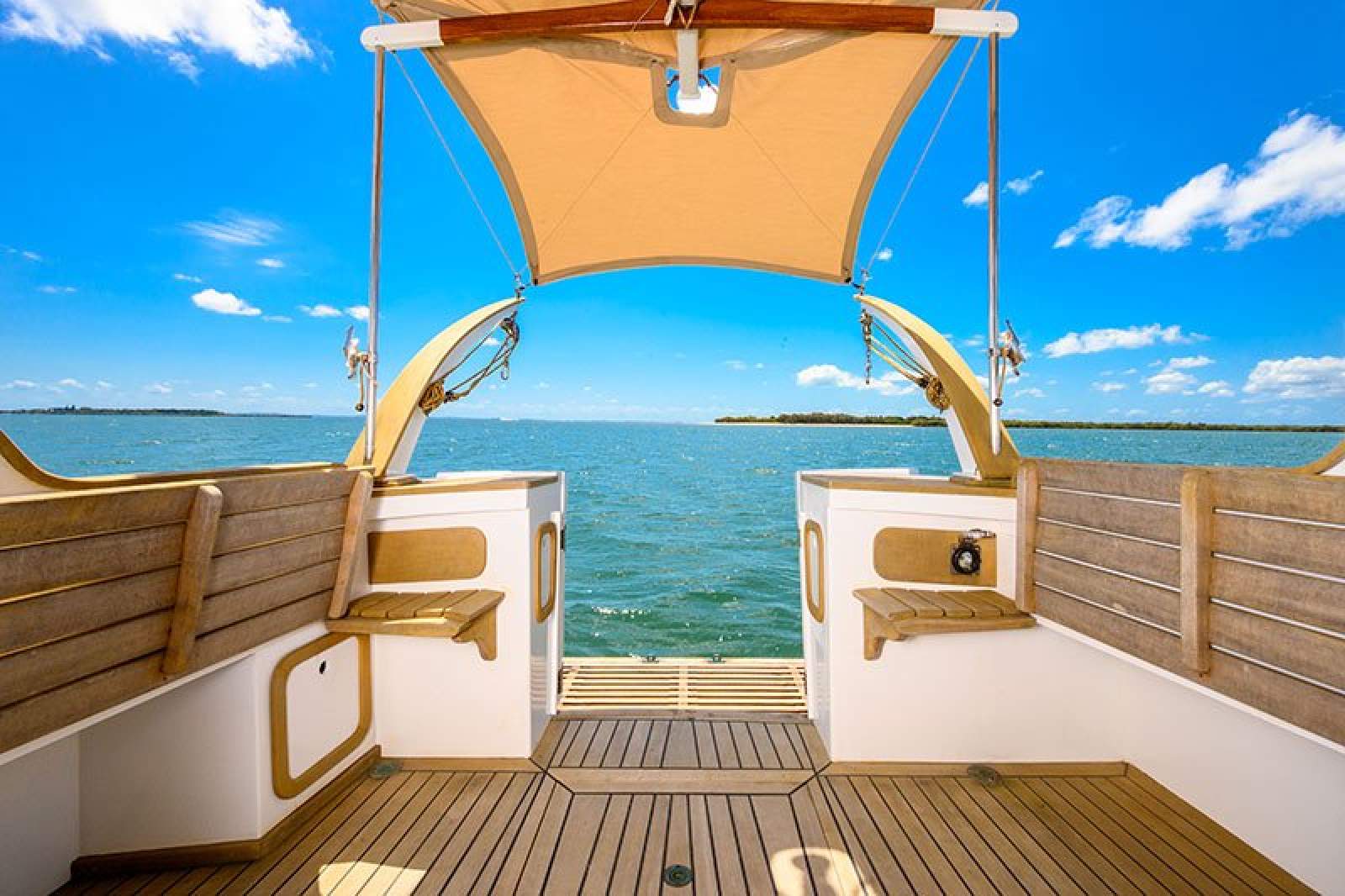 Jack Clark 42 Bridgedeck Motor Cruiser Timber Baycruiser For Sale ...