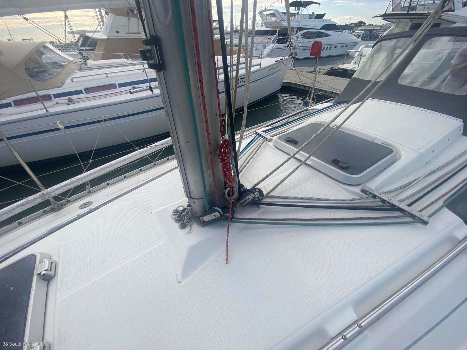 Used Beneteau First 32s5 Cruiser-racer for Sale | Yachts For Sale ...