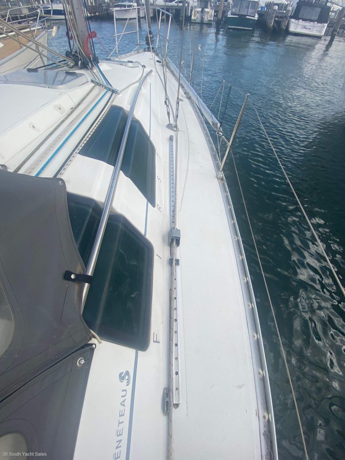 Used Beneteau First 32s5 Cruiser-racer for Sale | Yachts For Sale ...