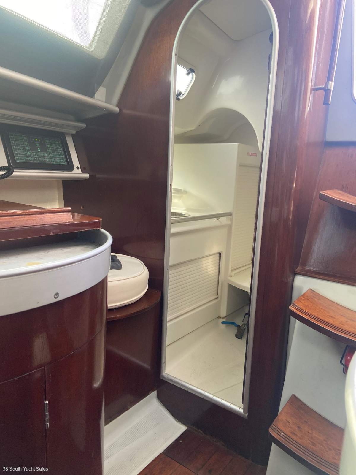 Used Beneteau First 32s5 Cruiser-racer for Sale | Yachts For Sale ...