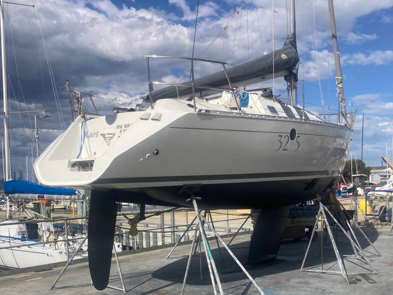 Used Beneteau First 32s5 Cruiser-racer for Sale | Yachts For Sale ...