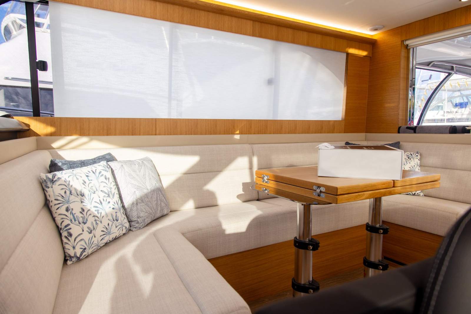 Used Riviera 445 Suv - Seakeeper 6 Gyro for Sale | Boats For Sale ...