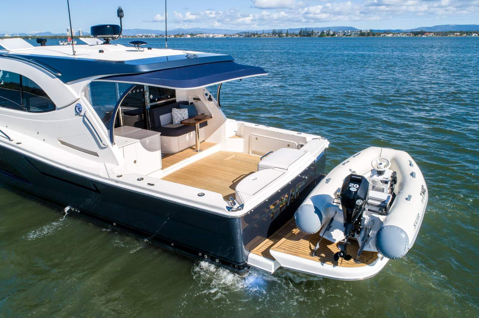 Used Riviera 445 Suv - Seakeeper 6 Gyro for Sale | Boats For Sale ...