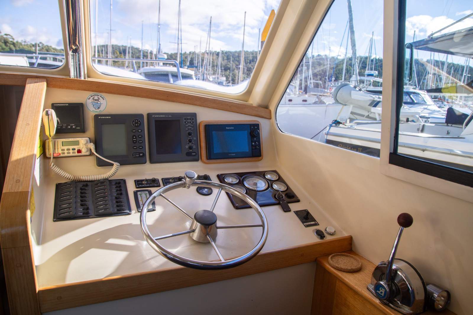 Max Creese 36 Sedan Motor Cruiser EFFICIENT SEDAN CRUISER, EXCEPTIONAL ...