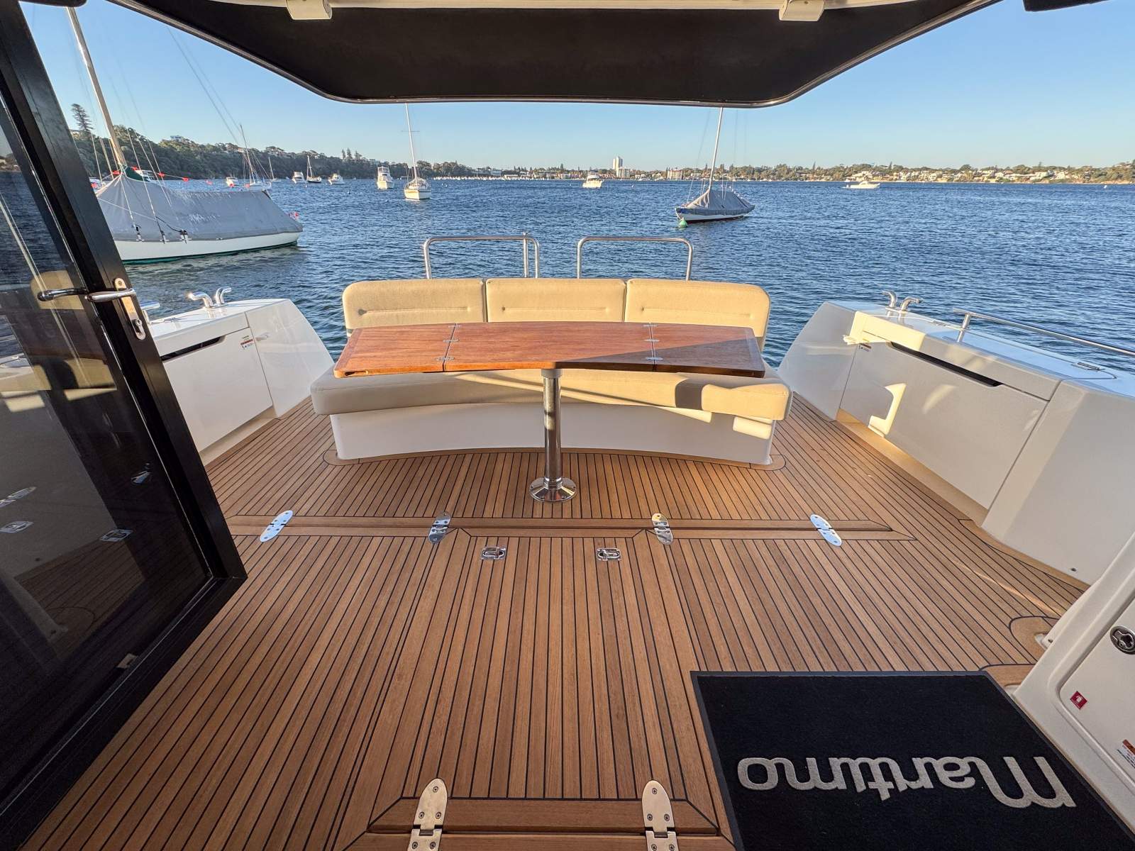 Used Maritimo M51 Cruising Motoryacht - Only 250 Hours From New! for ...