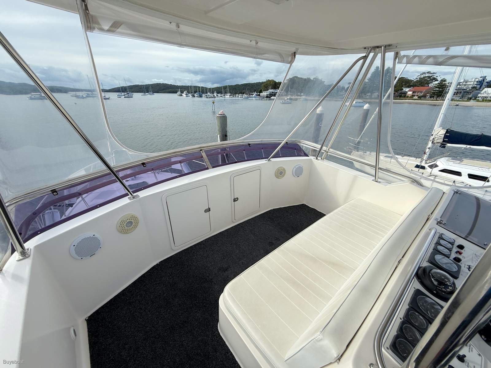 Used Riviera 39 Flybridge Cruiser for Sale | Boats For Sale | Yachthub