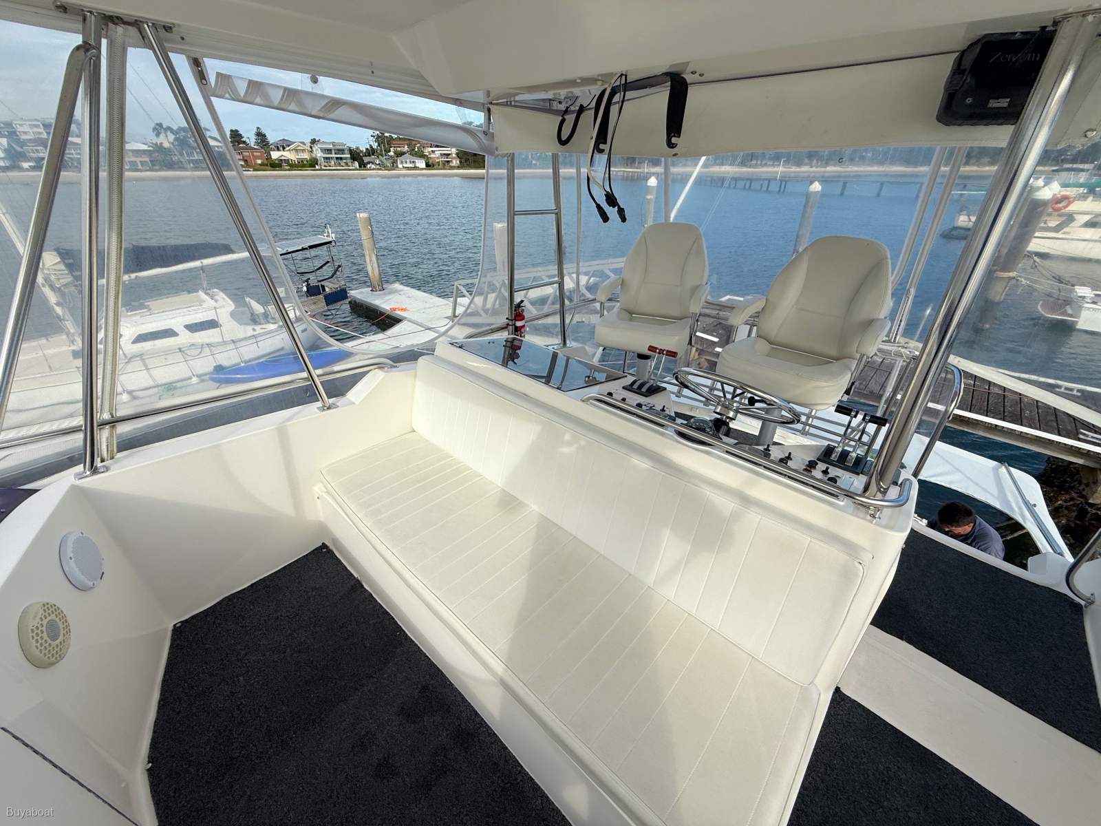 Used Riviera 39 Flybridge Cruiser for Sale | Boats For Sale | Yachthub