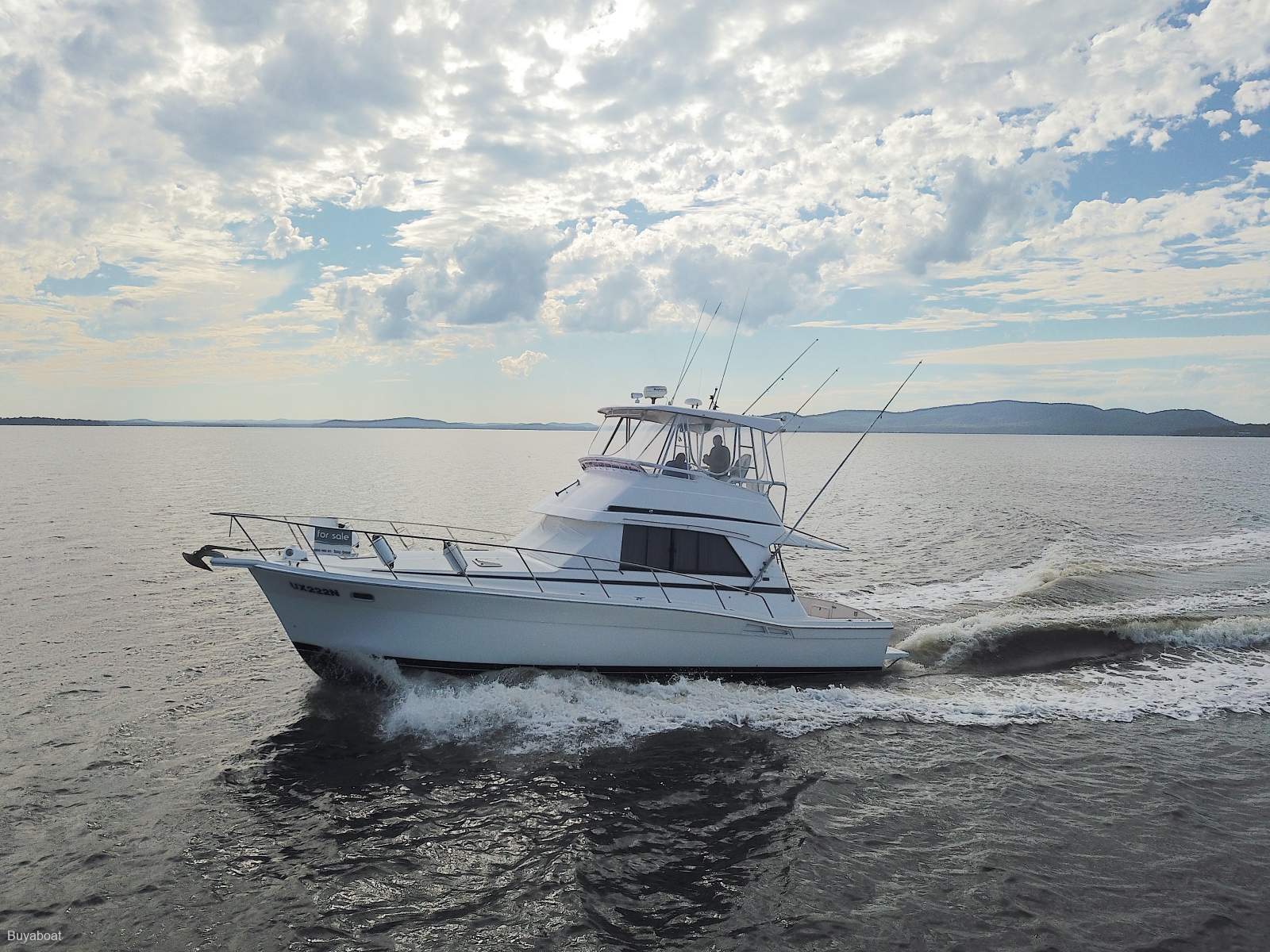 Used Riviera 39 Flybridge Cruiser for Sale | Boats For Sale | Yachthub