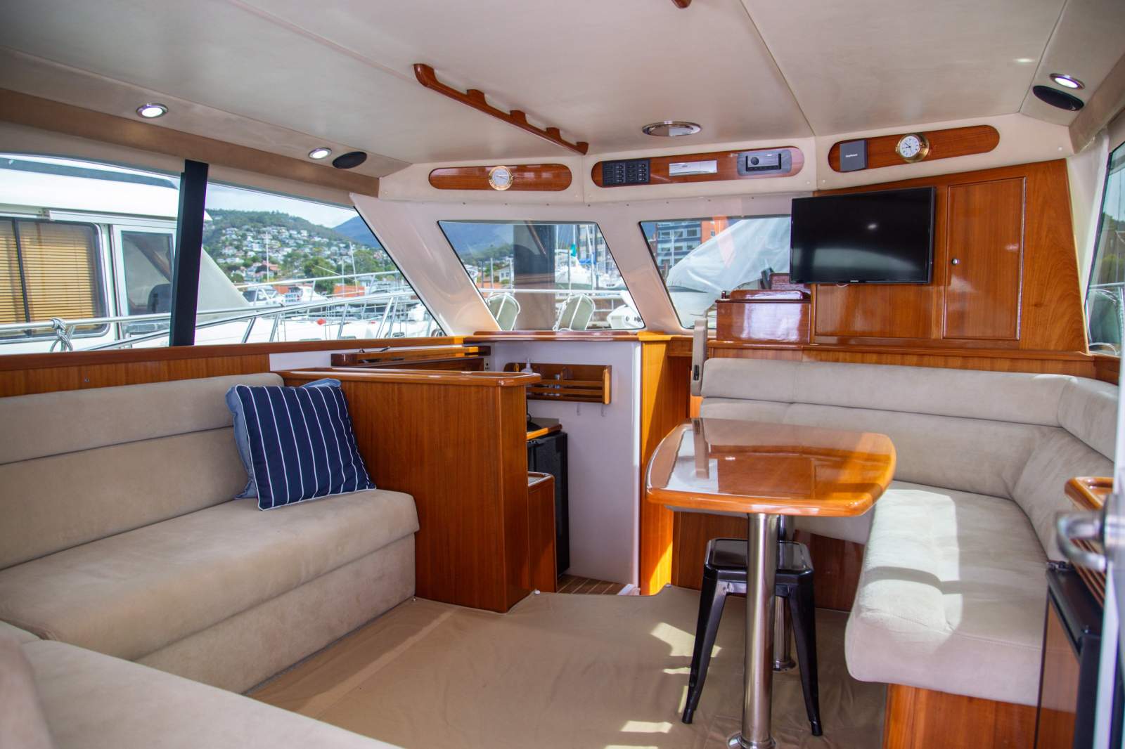 Used Riviera 40 Platinum Incredible Condition, Motivated Seller!! for ...