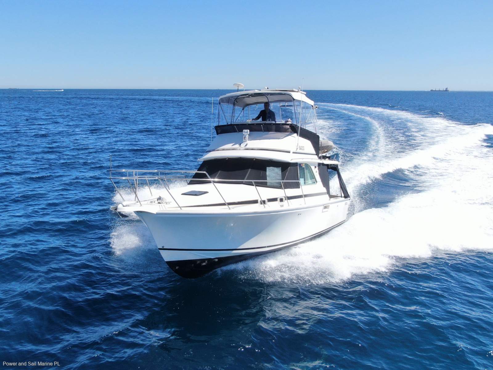 Used Bertram 35 Flybridge Caterpillar Diesels, Low Hours + Furuno ...