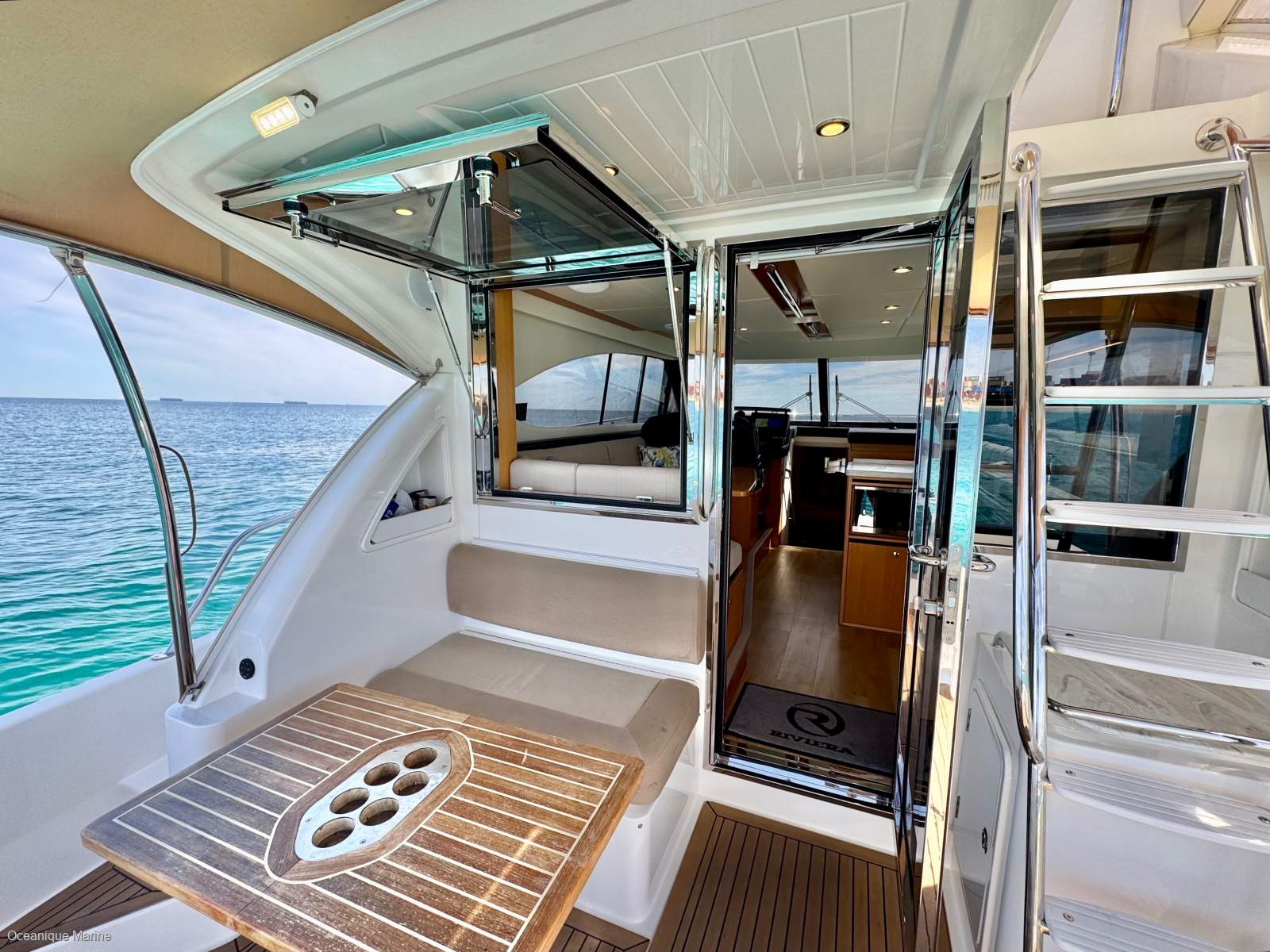 Riviera 39 Sports Motor Yacht For Sale | Oceanique Marine