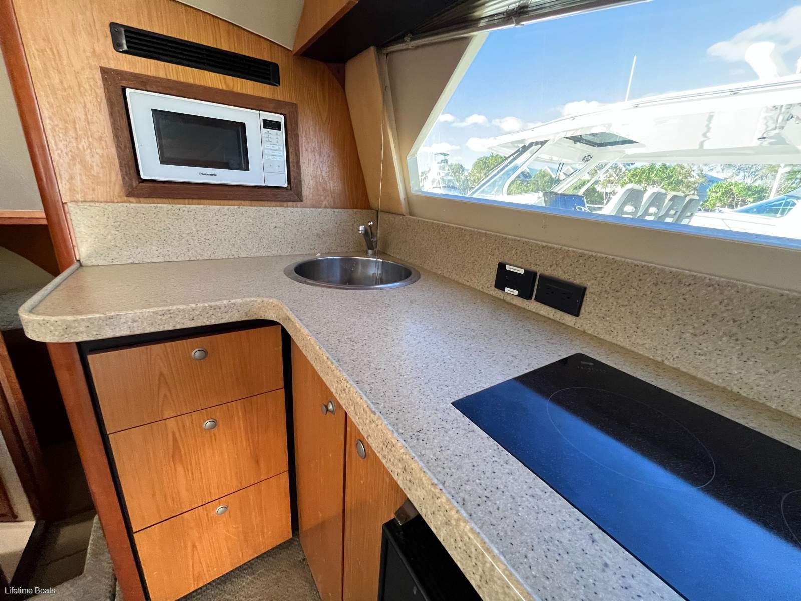 Luhrs 36 Convertible For Sale | Lifetime Boats