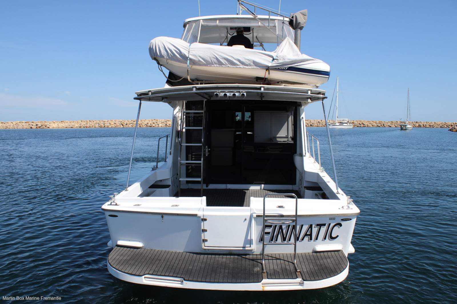 Steber 41 Flybridge with 2005 Yanmar 440Hp Diesels