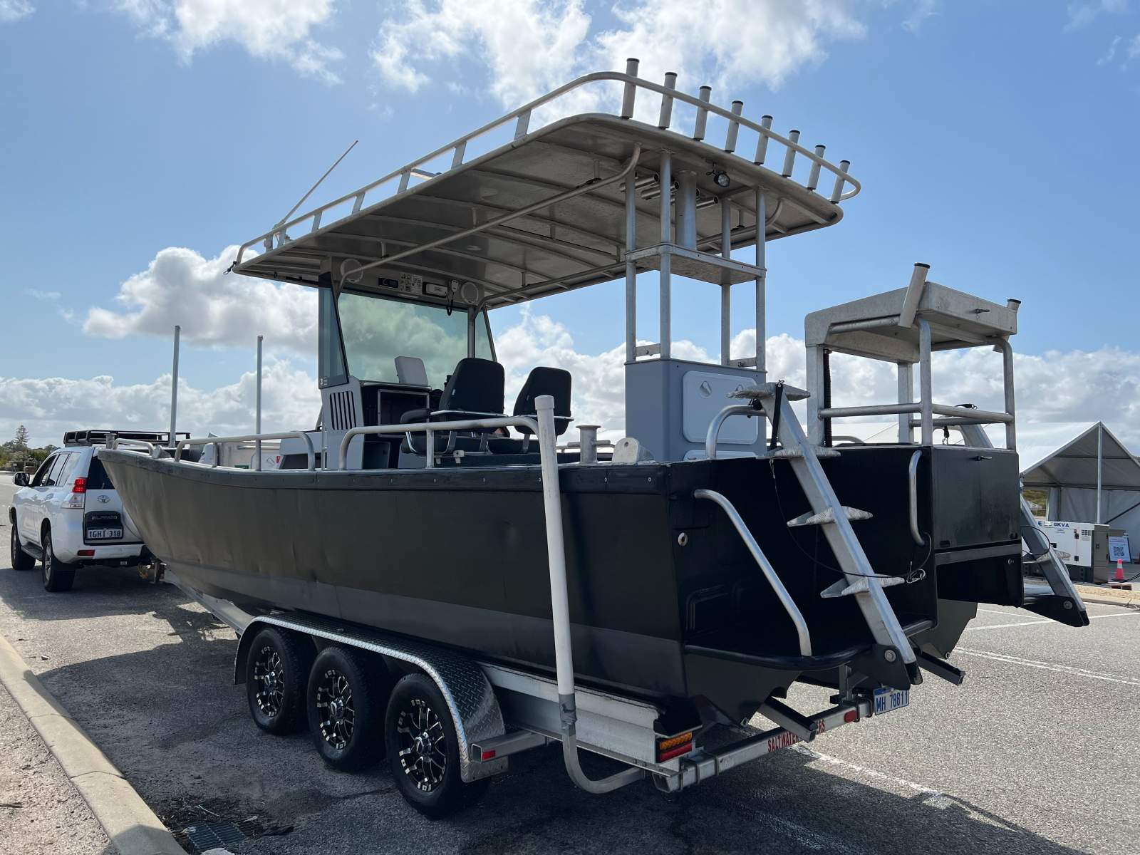 Used Batavia Boat Builders Tri Hull Jet In Amsa 2c Survey With Licenced ...