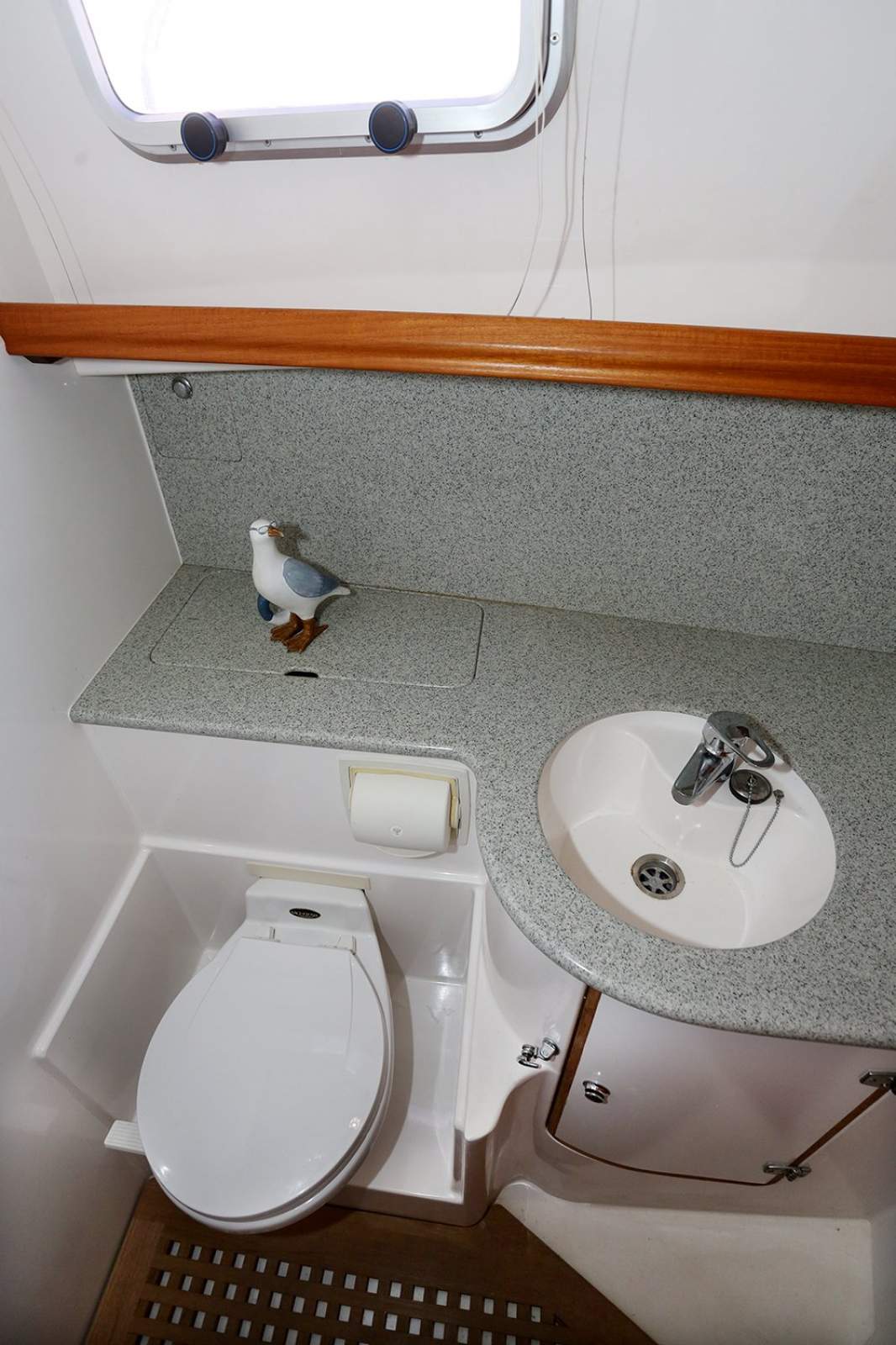 Used Atlantis 47 Flybridge - Undergone Recent Refit - She Looks ...