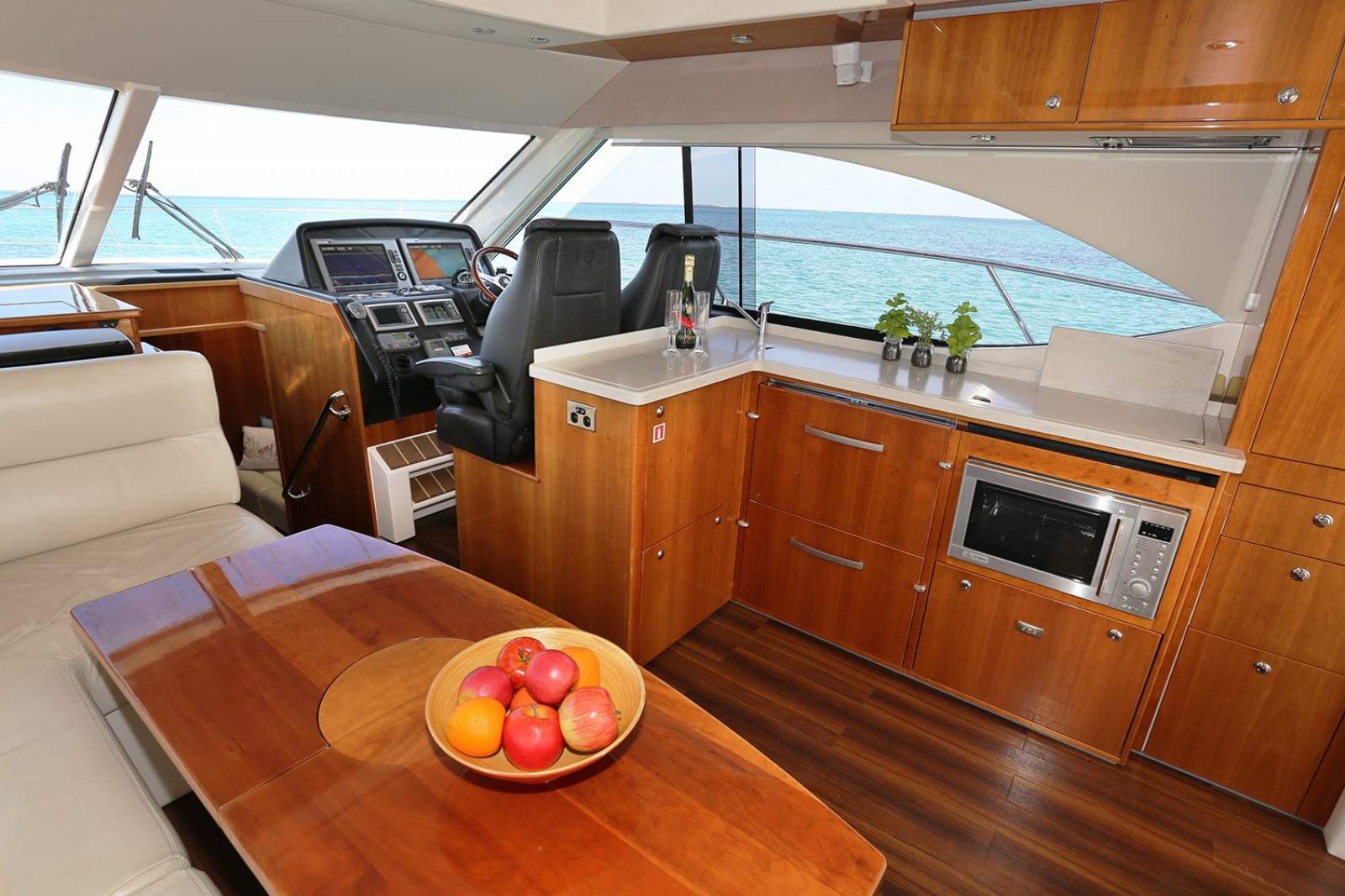 Used Riviera 5000 Sport Yacht - A Fine Example Of This Popular Model ...