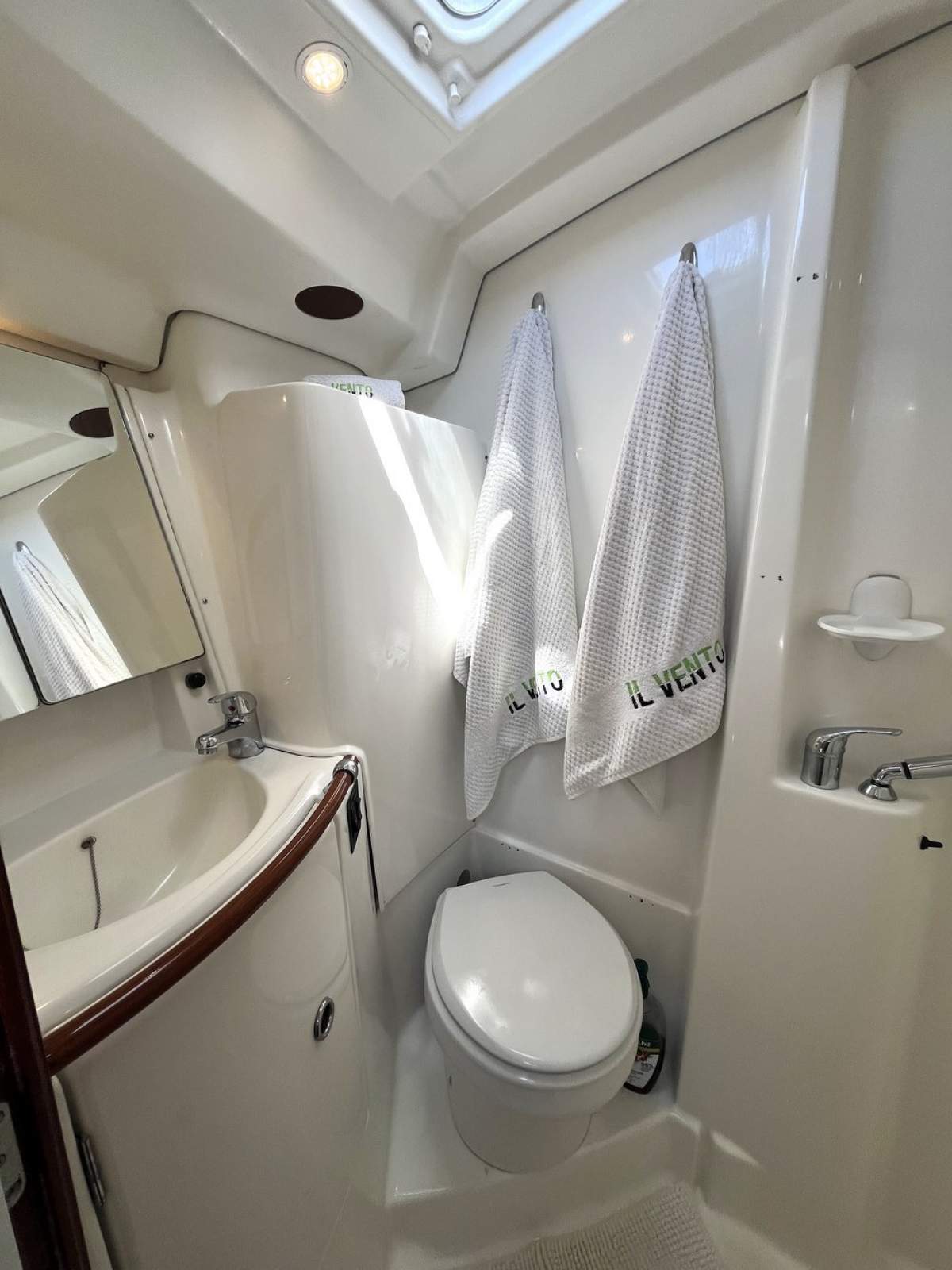 Used Beneteau Oceanis 423 for Sale | Yachts For Sale | Yachthub