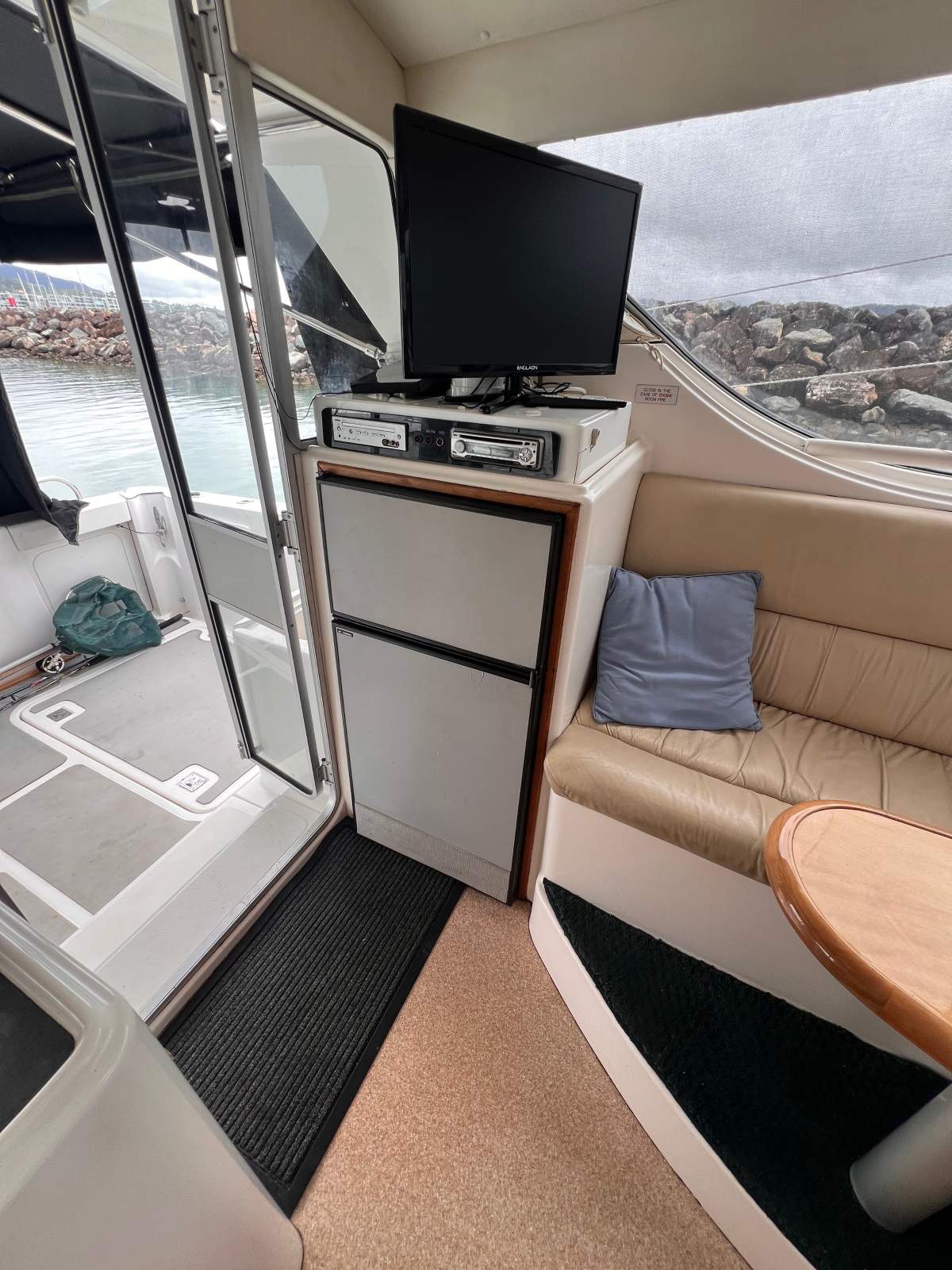 Used Haines Signature Powercat 3600 Express Sports Cat Reduced for Sale ...