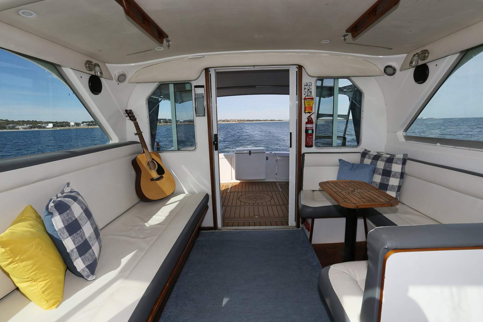 Used Caribbean 35 Flybridge Cruiser - Twin Caterpillar Diesels, Sleeps ...