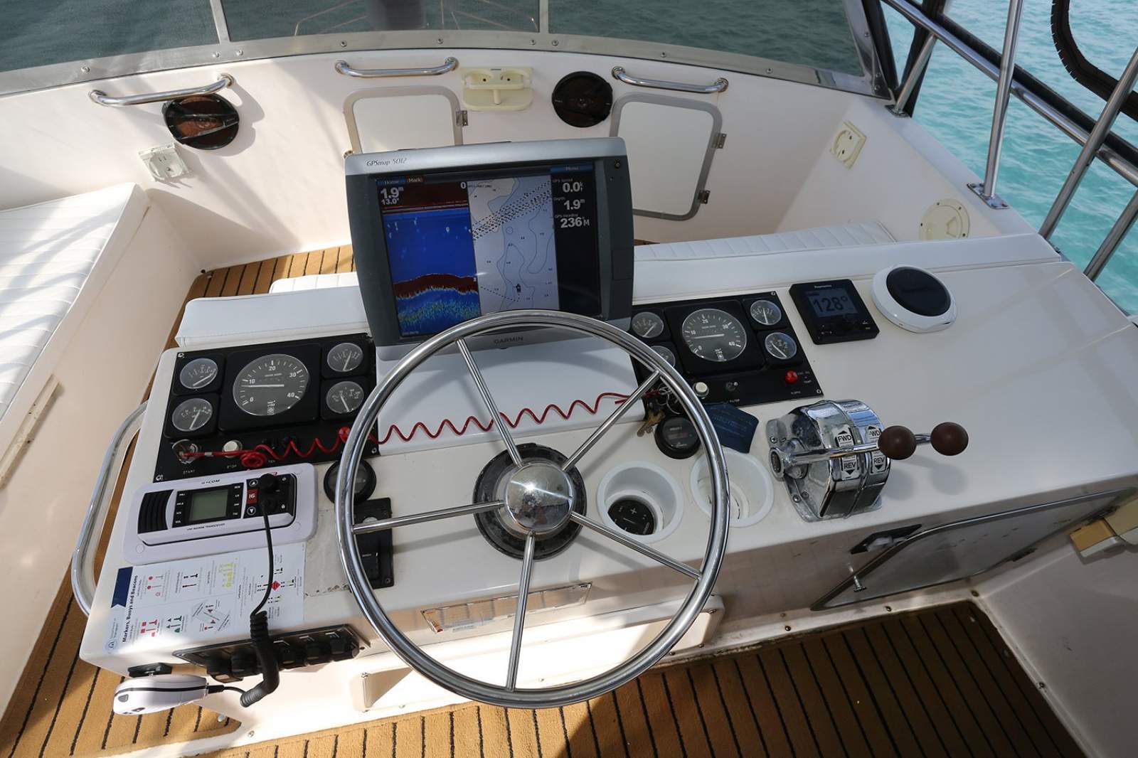 Used Caribbean 35 Flybridge Cruiser - Twin Caterpillar Diesels, Sleeps ...