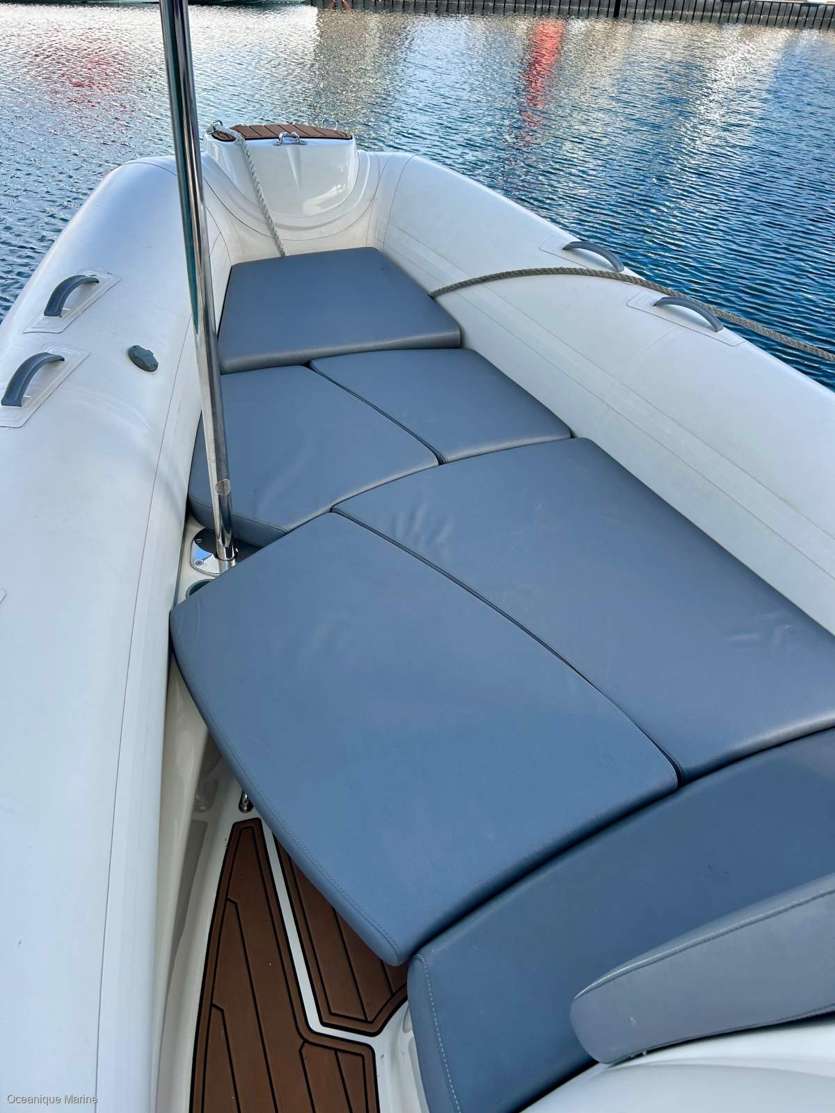 Brig Eagle 780 For Sale | Oceanique Marine