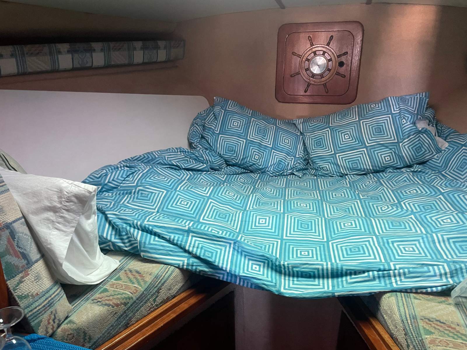 Used Mustang Vickers 38 Flybridge for Sale | Boats For Sale | Yachthub