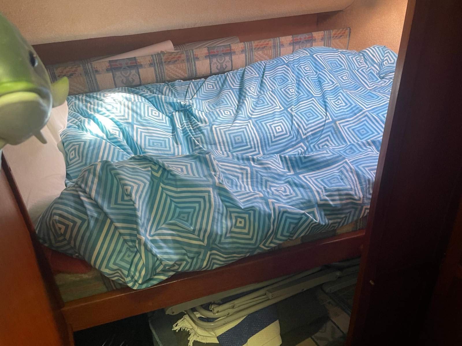 Used Mustang Vickers 38 Flybridge for Sale | Boats For Sale | Yachthub