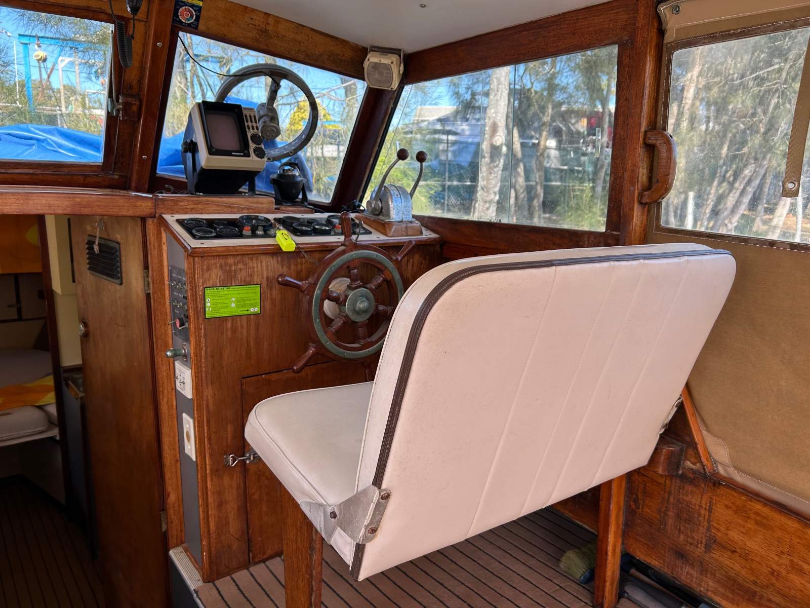 Used Custom Late 60's 28ft Timber Cruiser for Sale | Boats For Sale ...