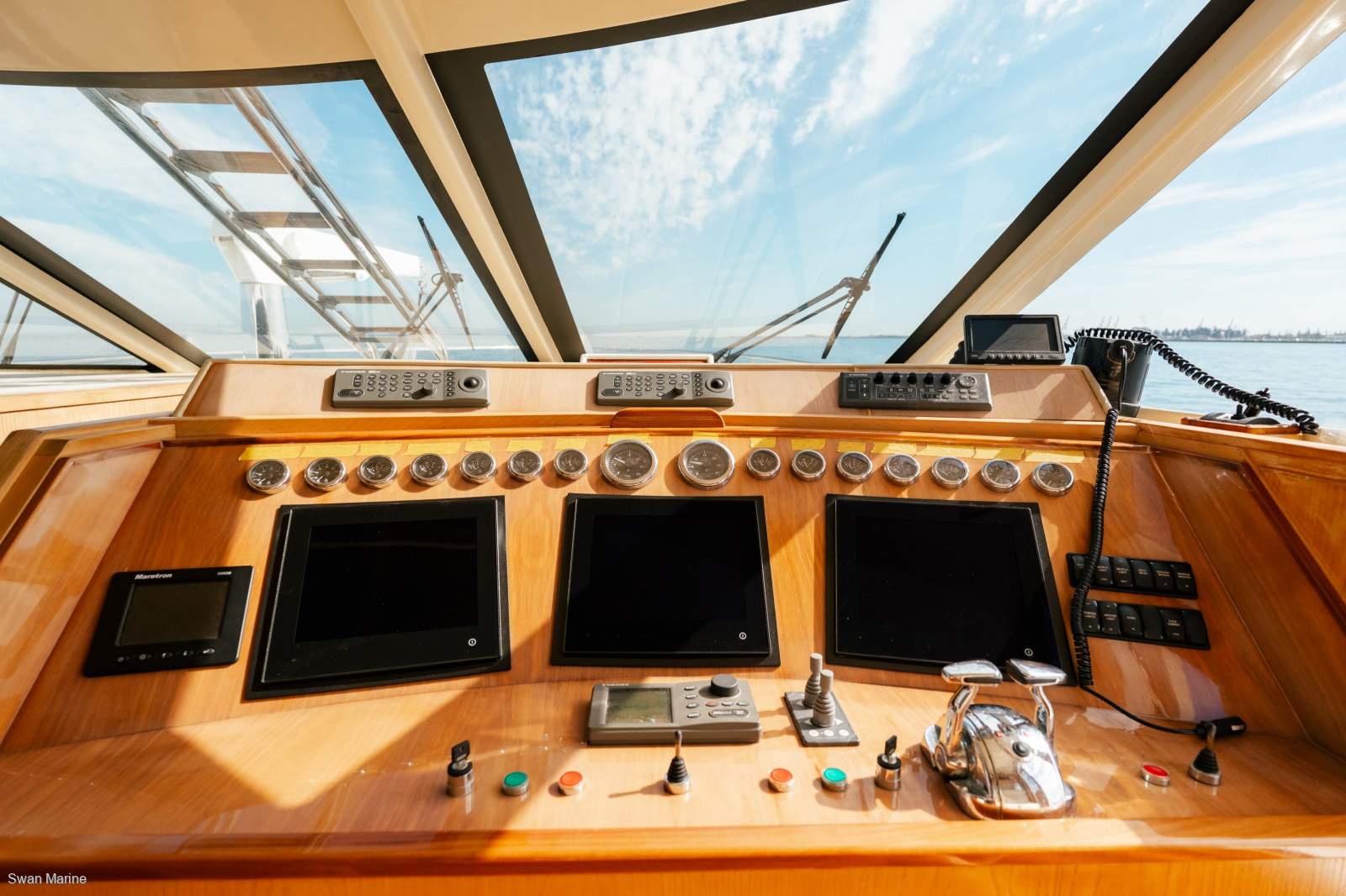 Used Carter 72 Custom Flybridge Cruiser for Sale | Boats For Sale ...