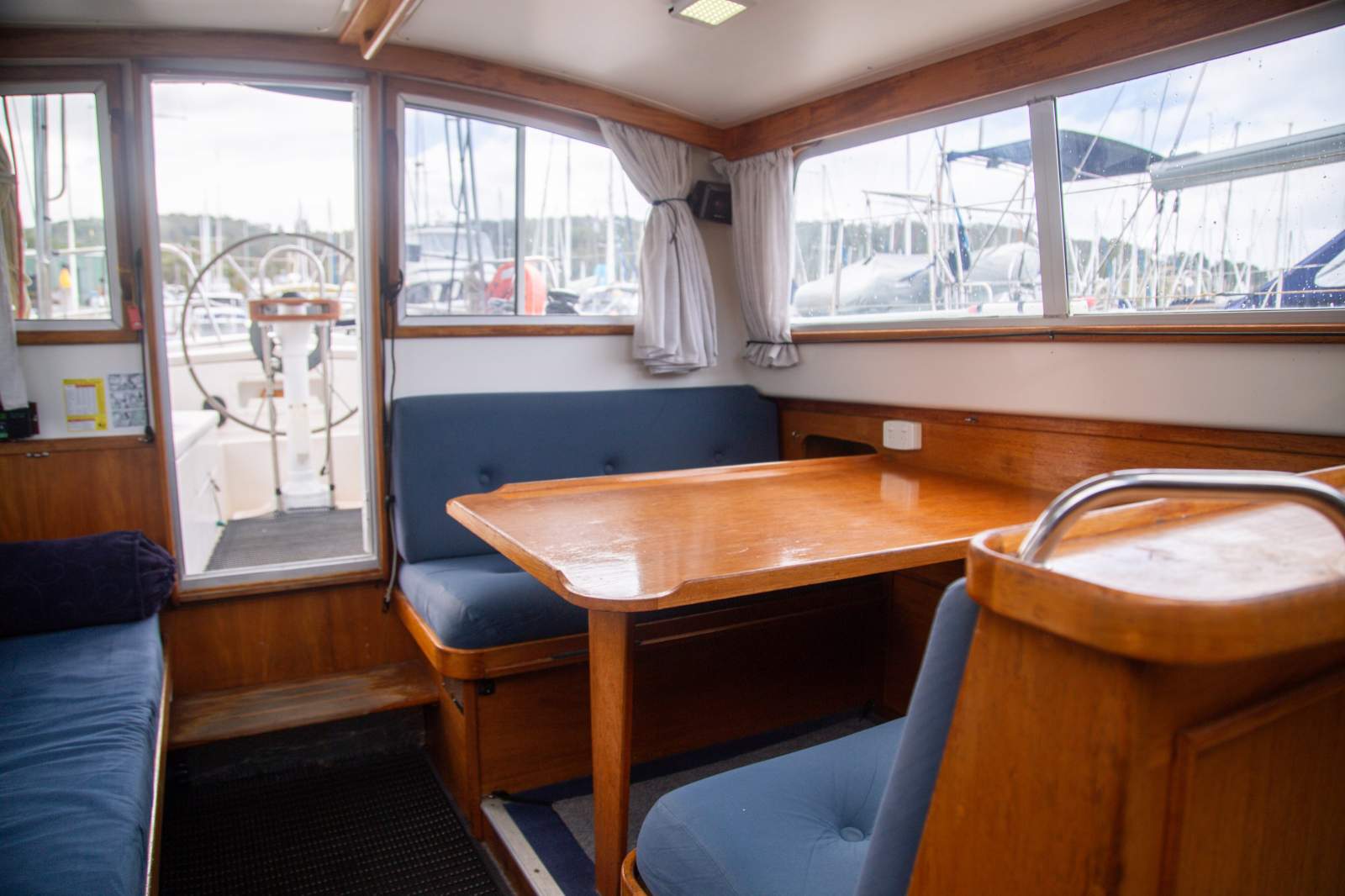 Used Zeston 36 Excellent Condition With Many Upgrades for Sale | Yachts ...