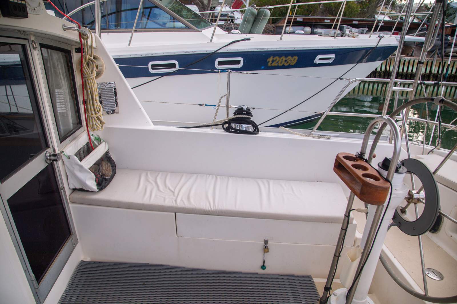 Used Zeston 36 Excellent Condition With Many Upgrades for Sale | Yachts ...