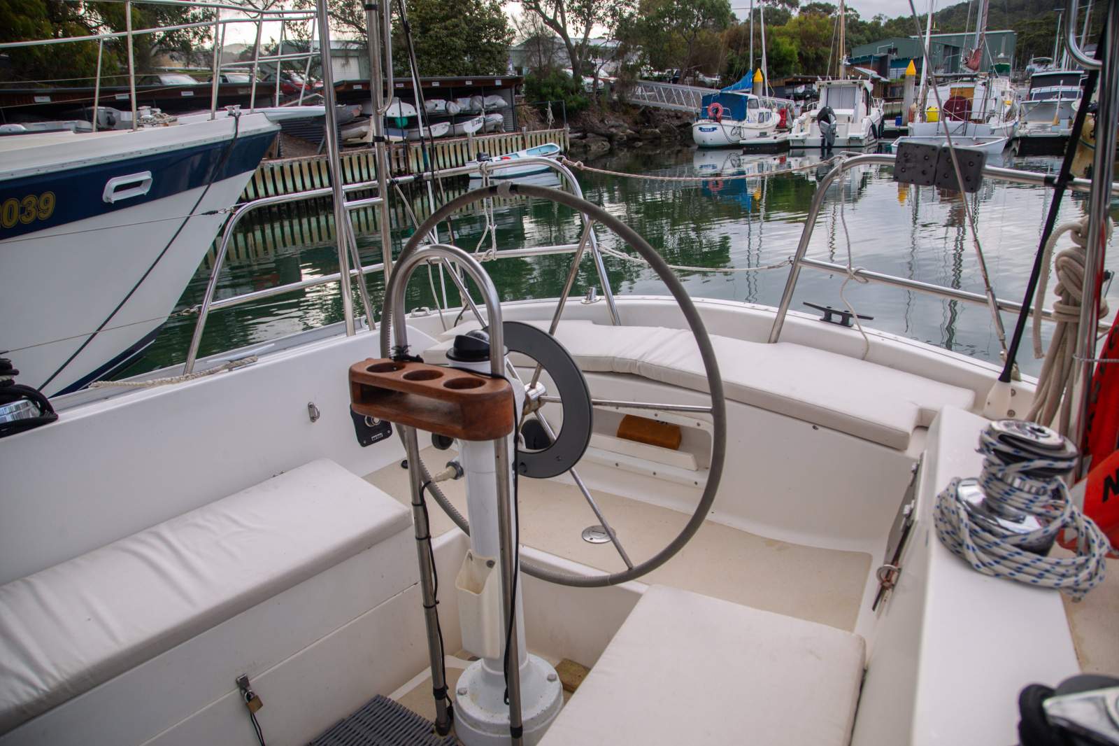 Used Zeston 36 Excellent Condition With Many Upgrades for Sale | Yachts ...