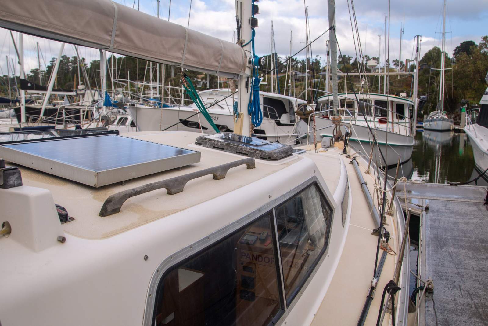 Used Zeston 36 Excellent Condition With Many Upgrades for Sale | Yachts ...