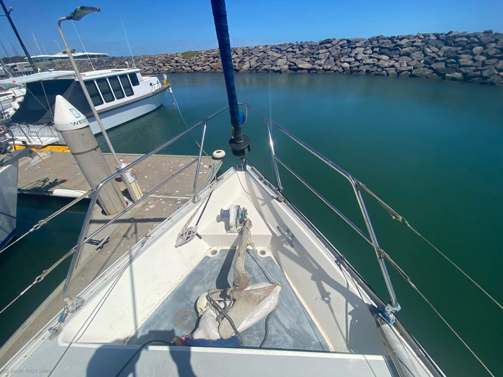 Used Moody 40 Center Cockpit Cruising Yacht for Sale | Yachts For Sale ...