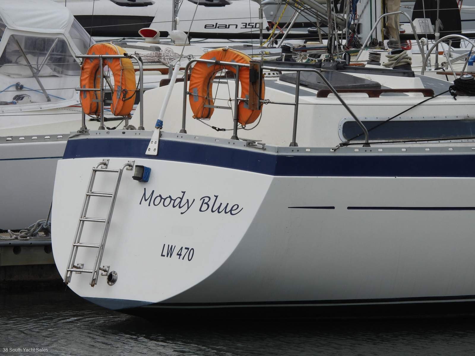 Used Moody 40 Center Cockpit Cruising Yacht for Sale | Yachts For Sale ...
