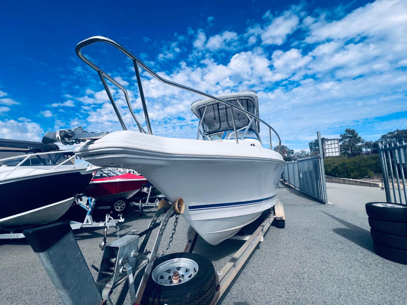 Pro-line 23 Walk For Sale | Boats Unlimited