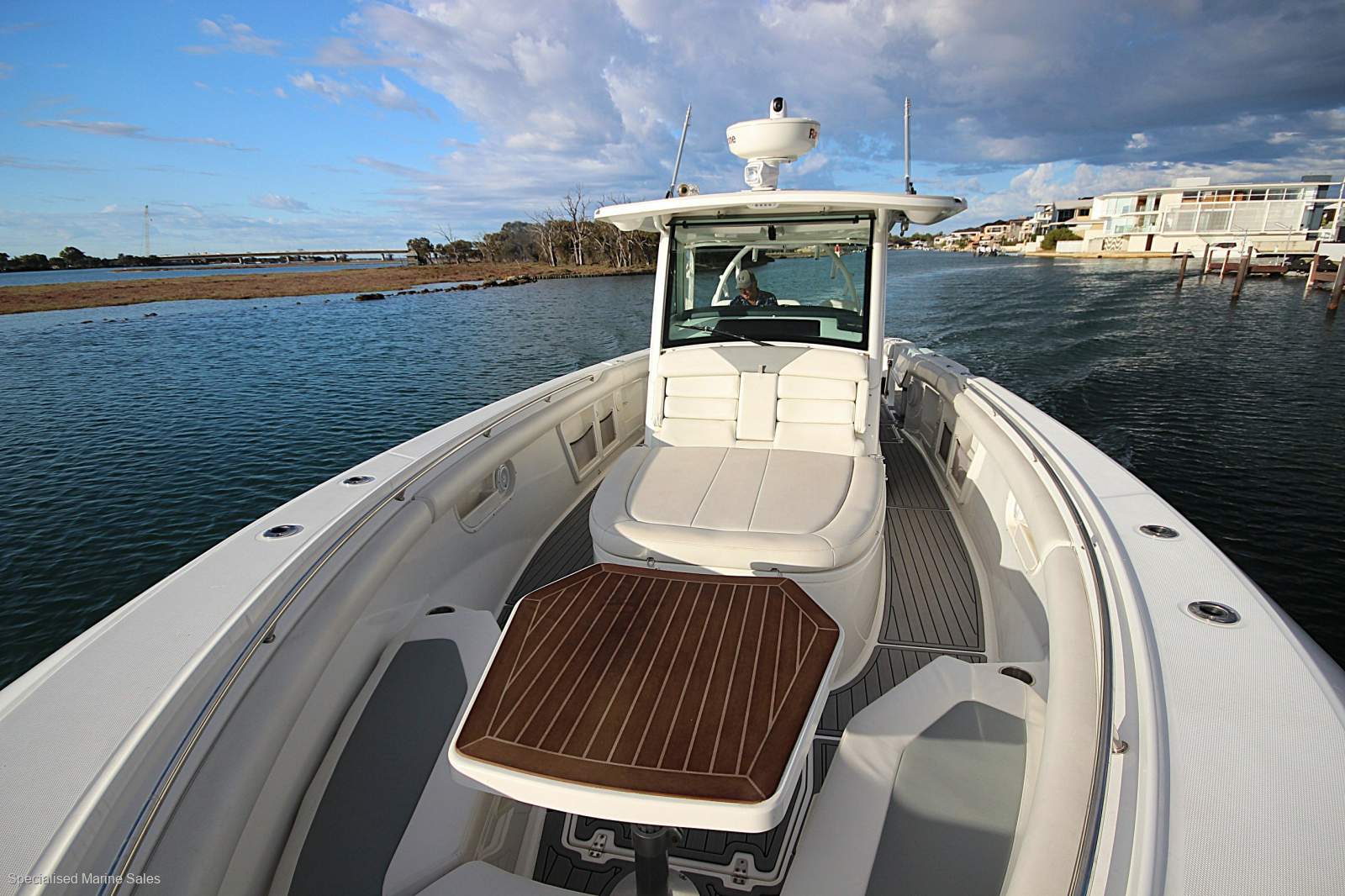 Boston Whaler 370 Outrage *** A SERIOUS OFFSHORE MACHINE *** $569,000 ...