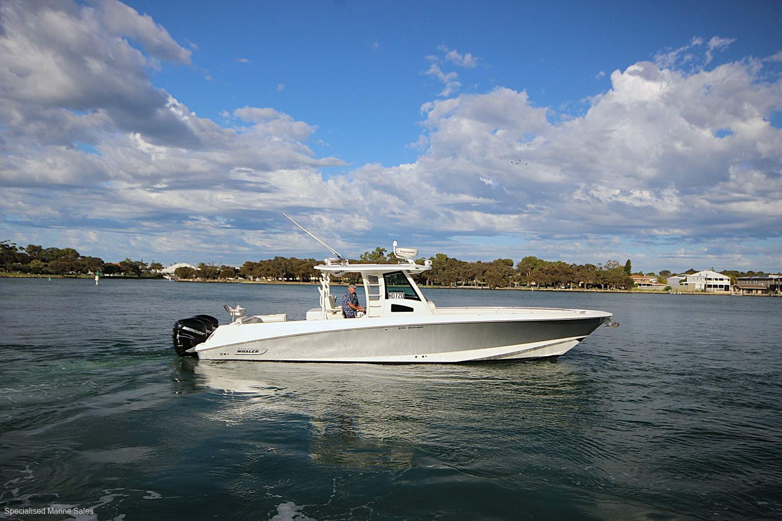 Boston Whaler 370 Outrage *** A SERIOUS OFFSHORE MACHINE *** $569,000 ...