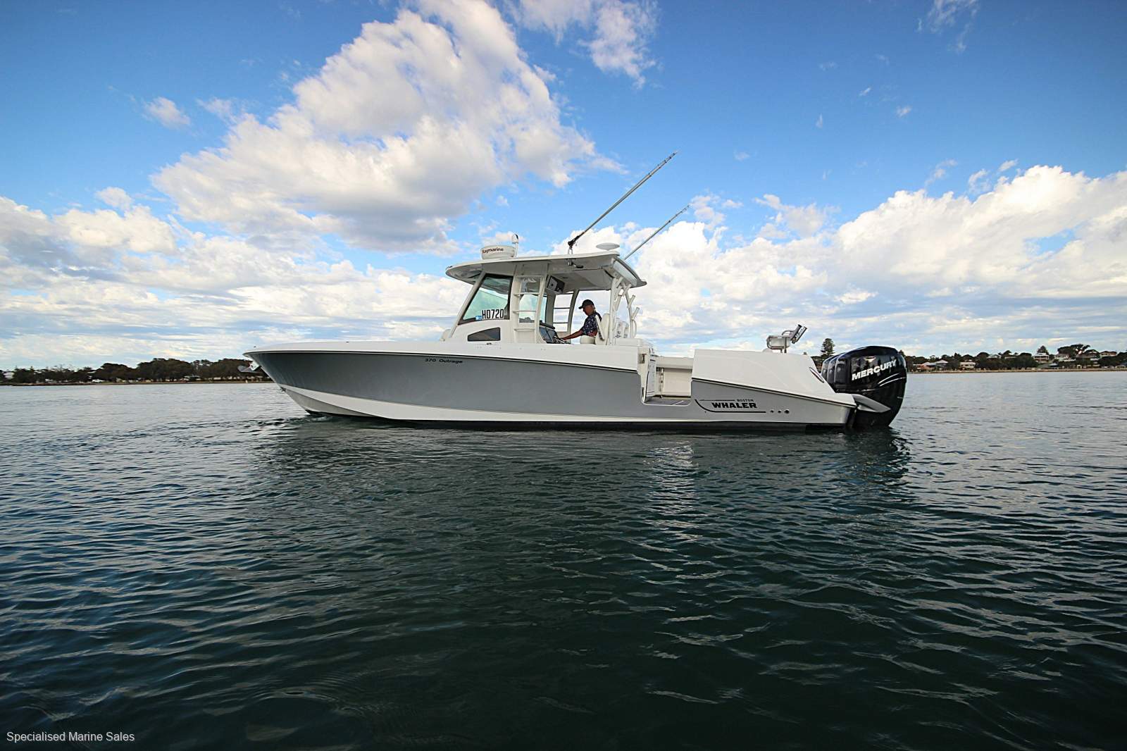 Boston Whaler 370 Outrage *** A SERIOUS OFFSHORE MACHINE *** $569,000 ...