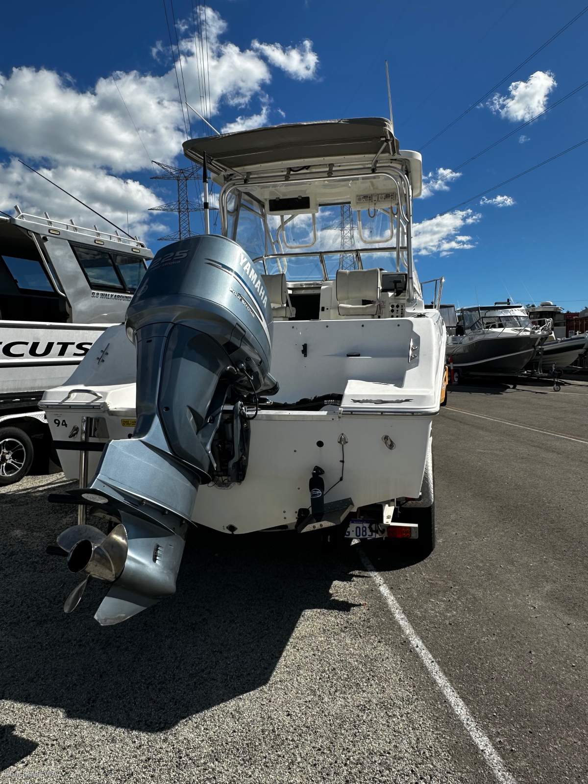 Wellcraft 250 Coastal 2001 Model 225hp Yamaha 4 stroke motor. For Sale ...