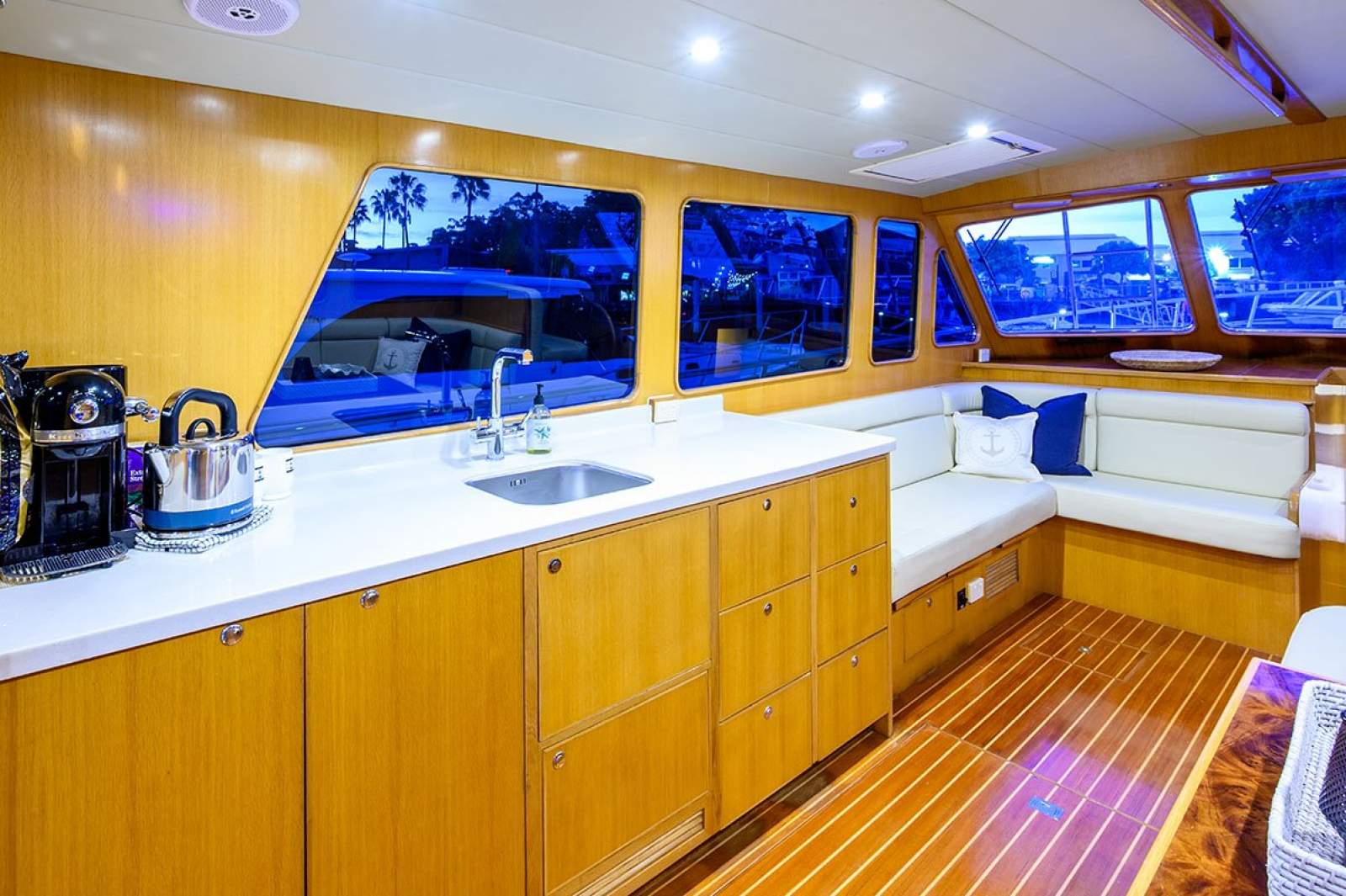 Used Alaska 45 Sedan 'may' 2009 for Sale | Boats For Sale | Yachthub