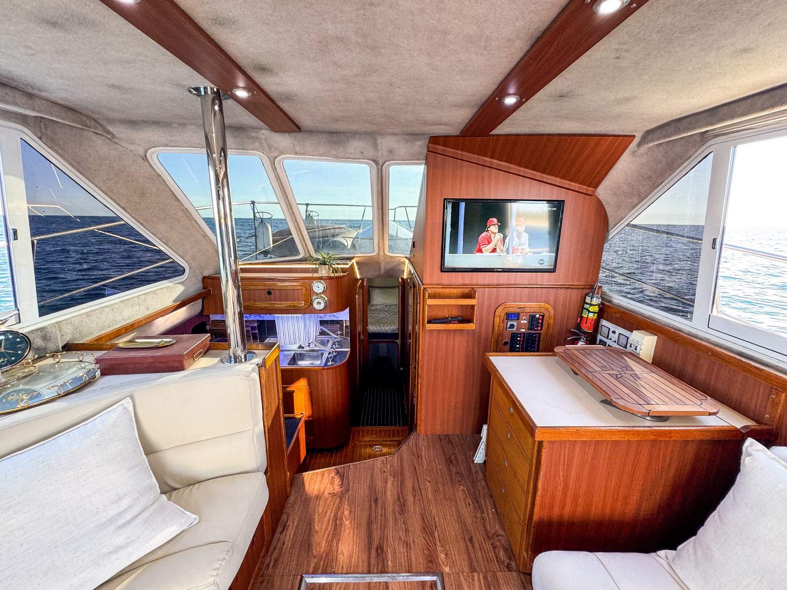 Used Prestige 40 Flybridge Cruiser - Only 45 Hrs for Sale | Boats For ...