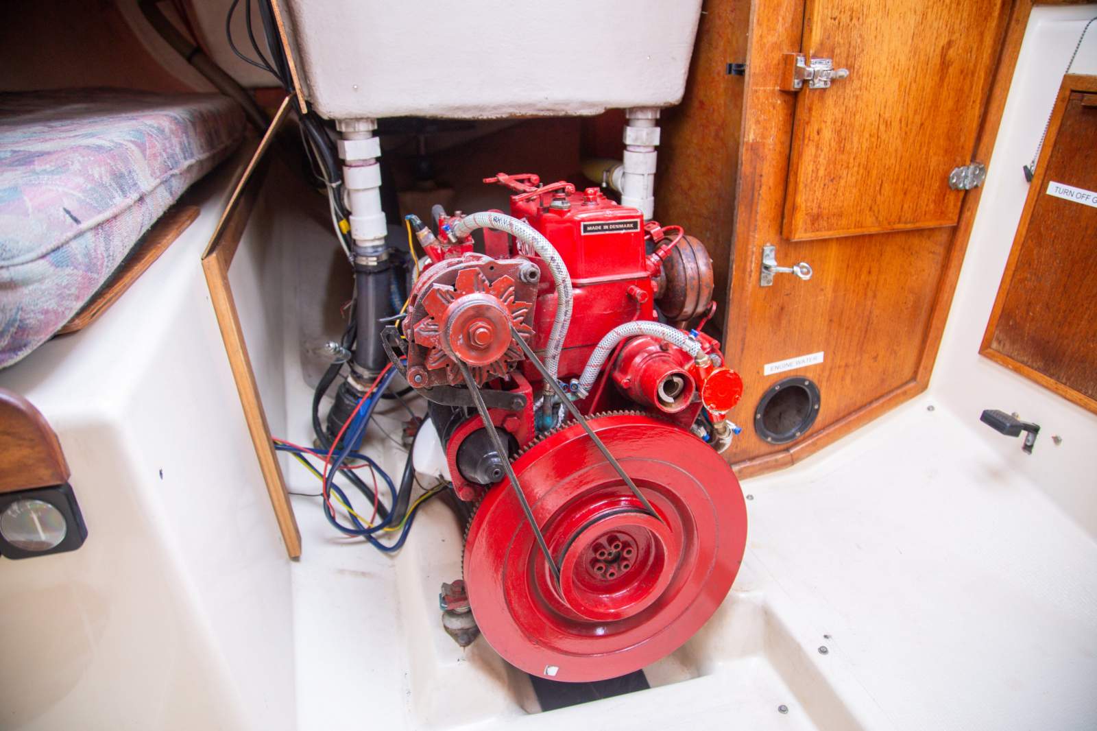 Used Cavalier 32 Significantly Upgraded, Excellent Condition! for Sale ...