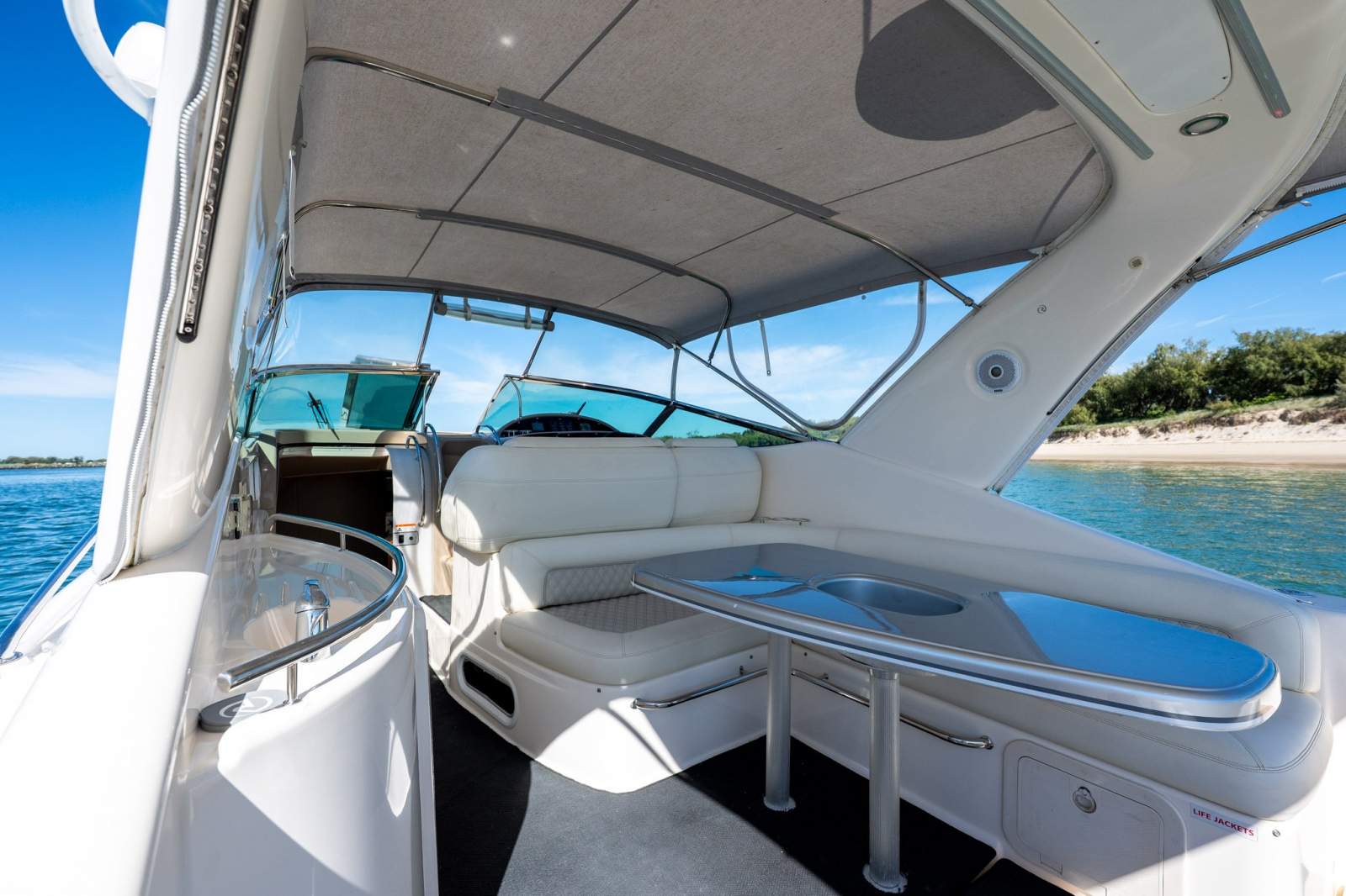 Riviera M430 Sports Cruiser - Recent Diesel Repower! - R Marine Crawley