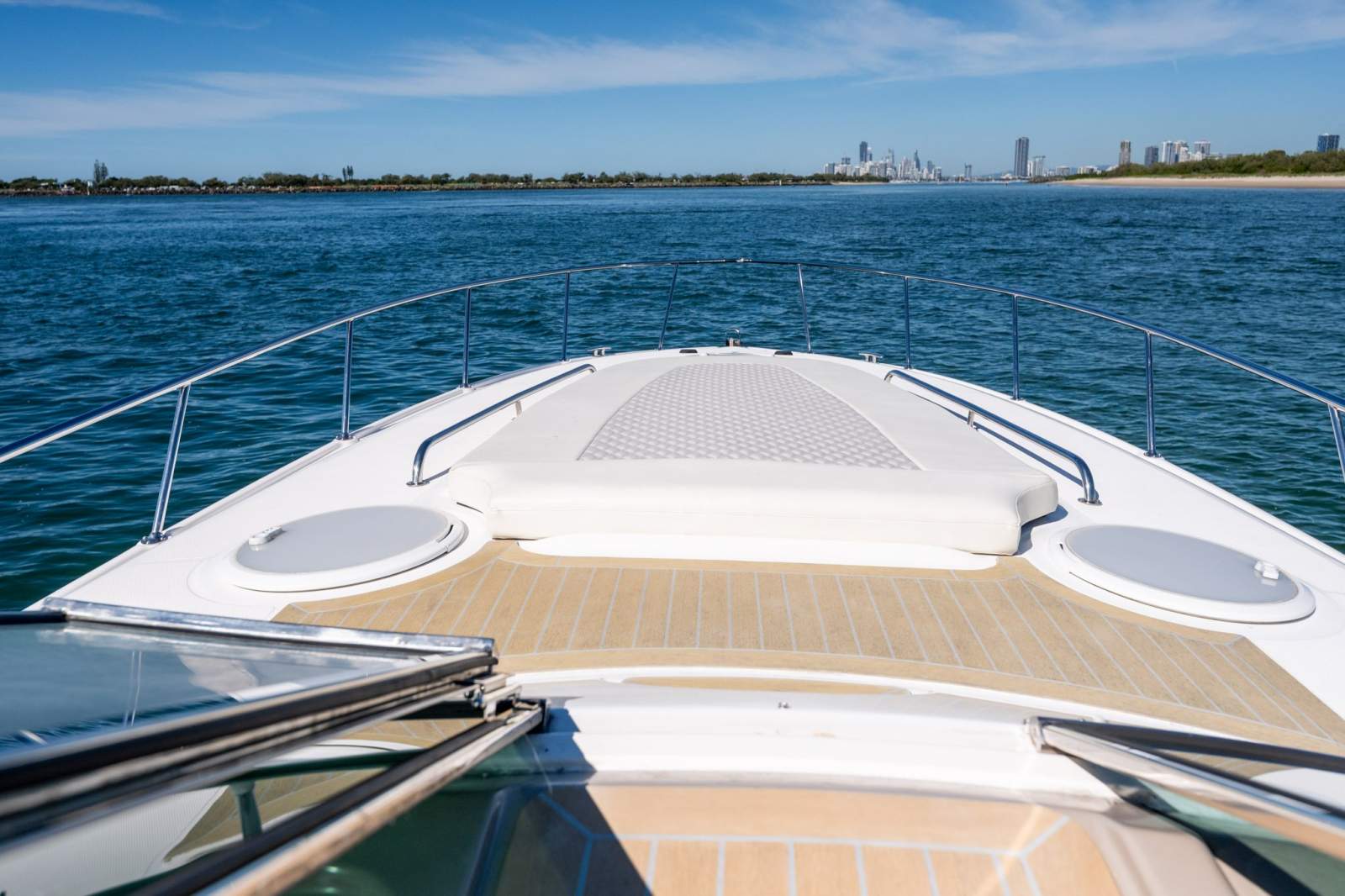 Riviera M430 Sports Cruiser - Recent Diesel Repower! - R Marine Crawley