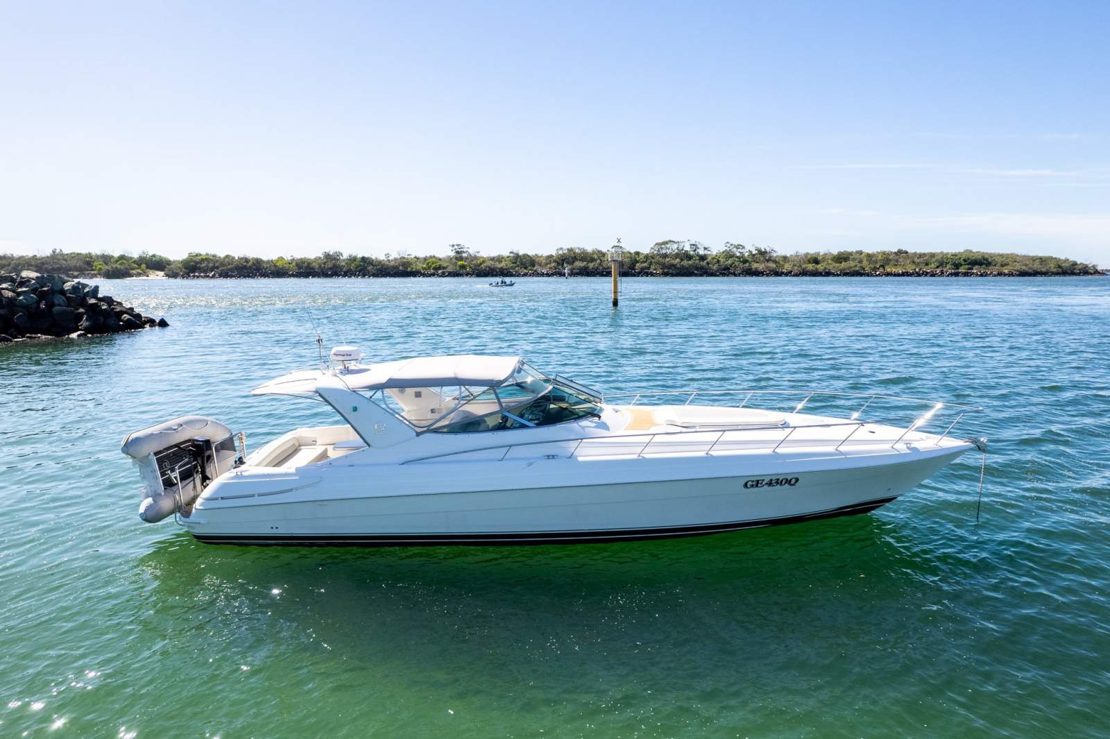 Used Riviera M430 Sports Cruiser - Recent Diesel Repower! for Sale ...