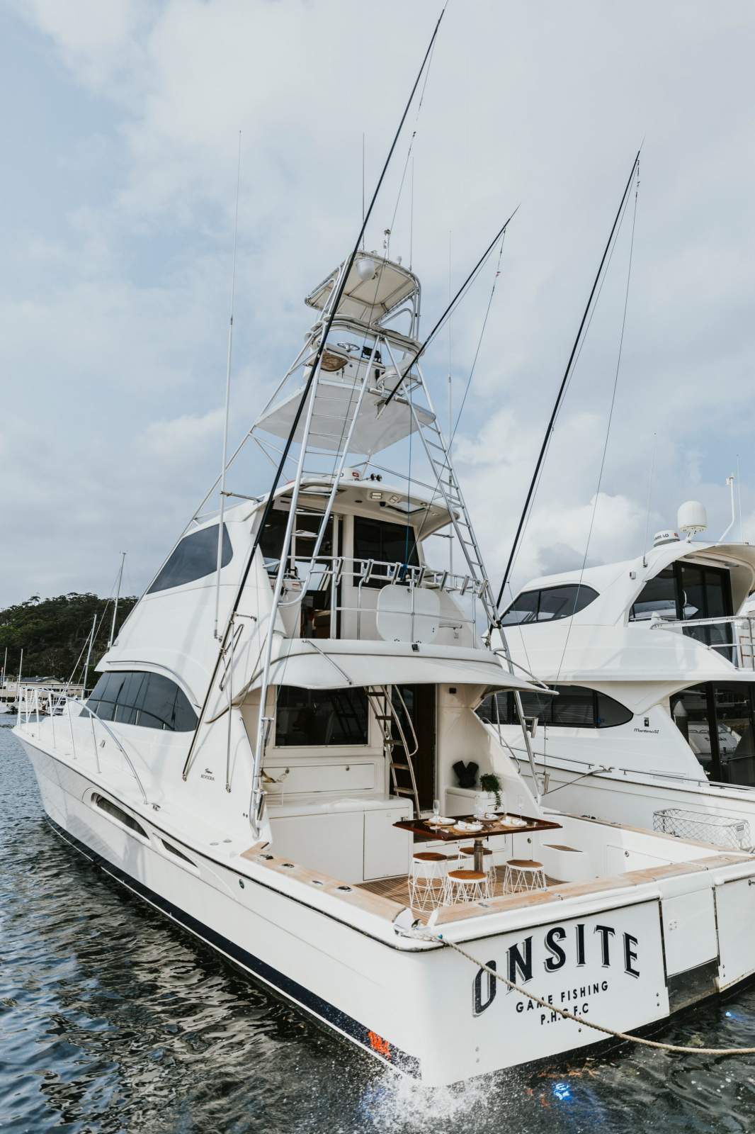 Used Riviera 58 Enclosed Flybridge Convertible With Tuna Tower for Sale ...