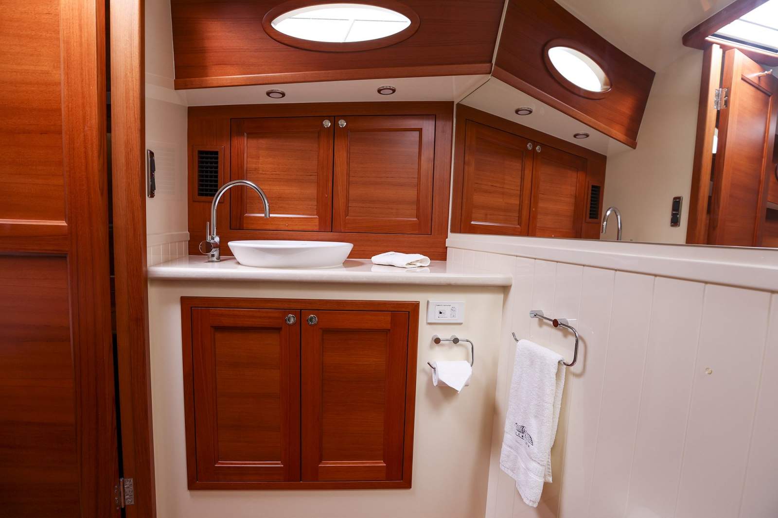 Used Palm Beach Motor Yachts 65 Waterloo for Sale | Boats For Sale ...