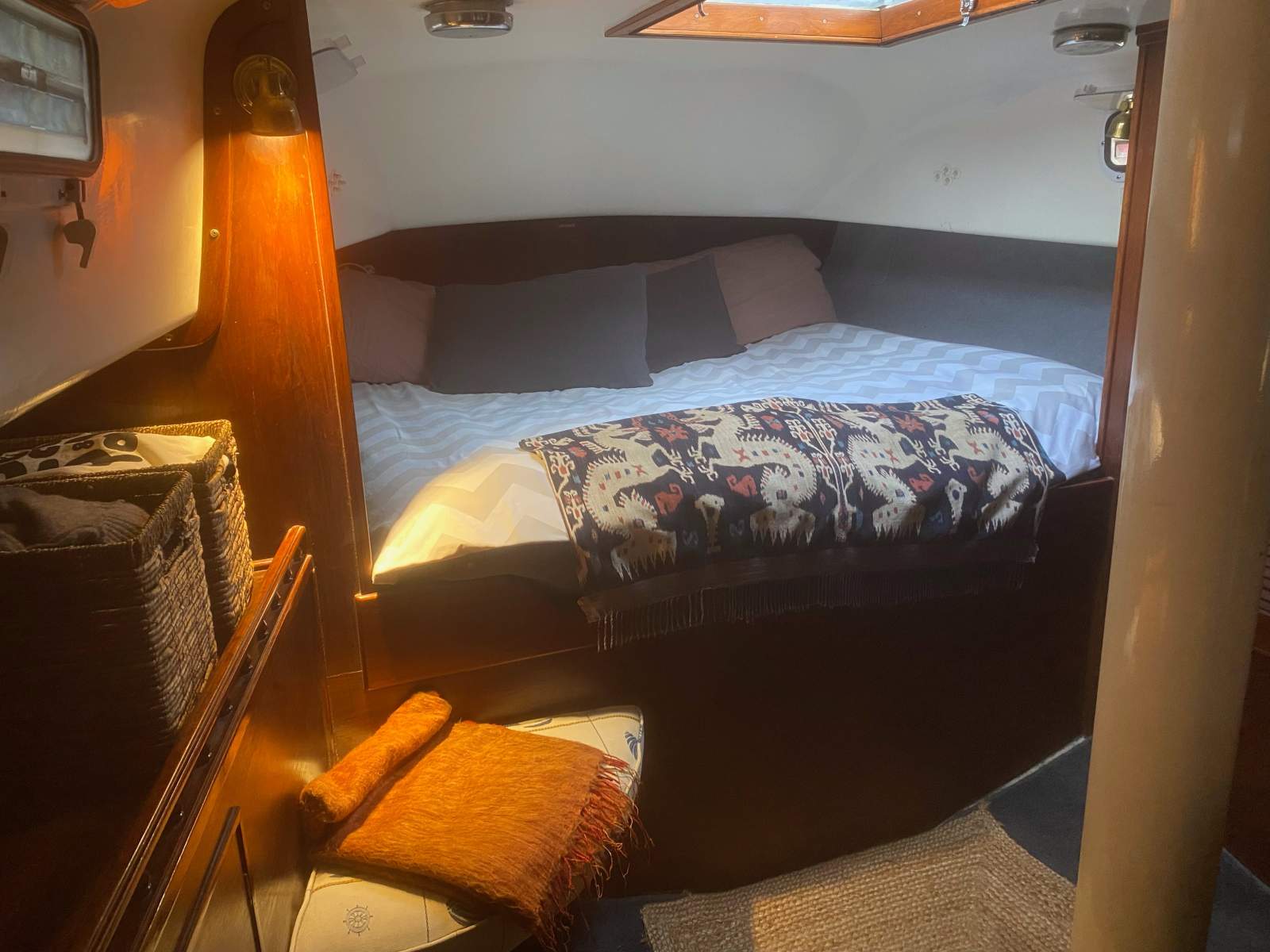 Used Mason 48 - long Distance Cruiser/comfortable Liveaboard! for Sale ...
